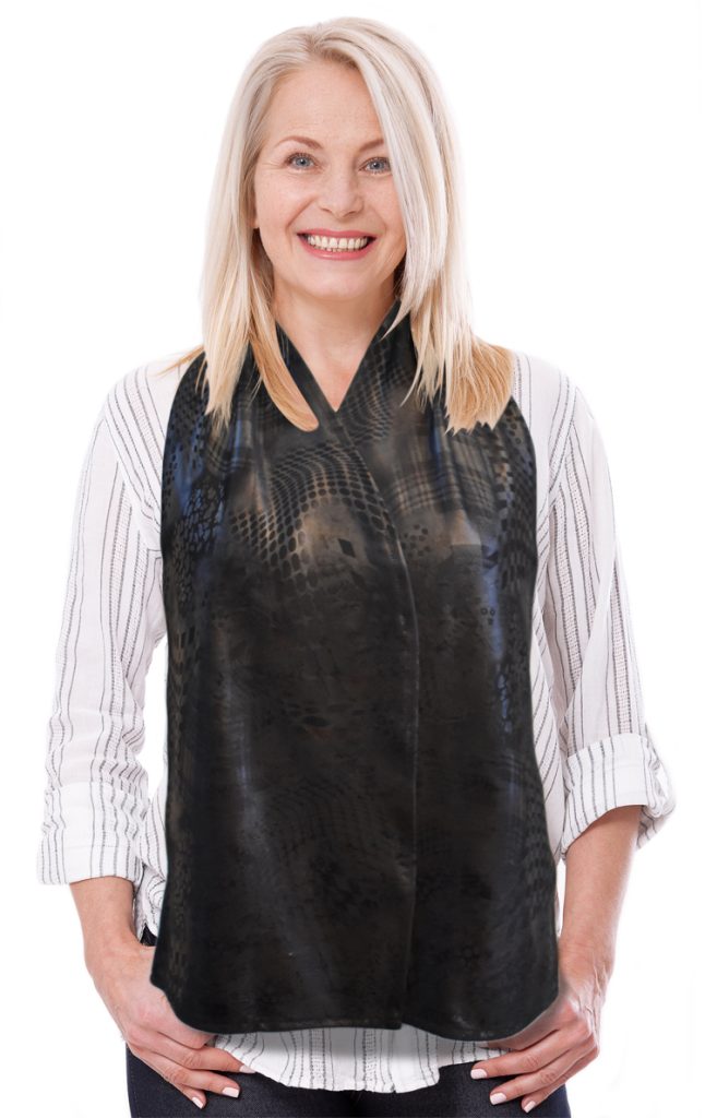 Cravaat Dining Scarf Adult Bib- Stylish Protection from Food Spills